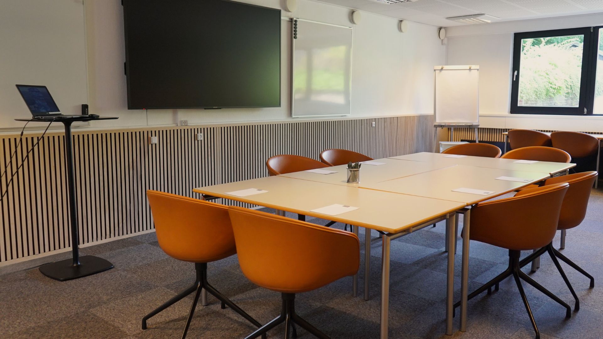 Mødelokaler på Fyn - fleksible og alt i moderne AV-udstyr | HUSET ...